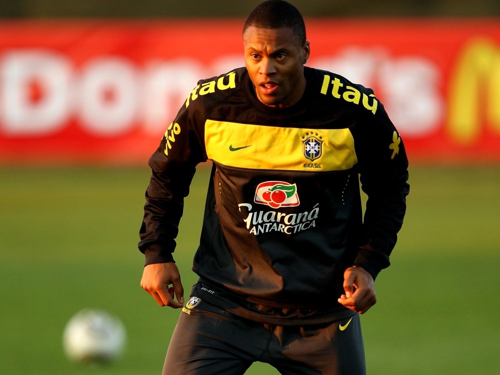 Tarado por Futebol: Em São Paulo, Inter se reunirá com Júlio Baptista